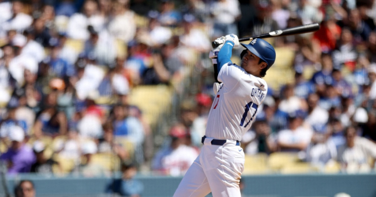 '141.4m' 초대형 홈런으로 멀티포 완성한 오타니...'다저스타디움 비거리 역대 3위'