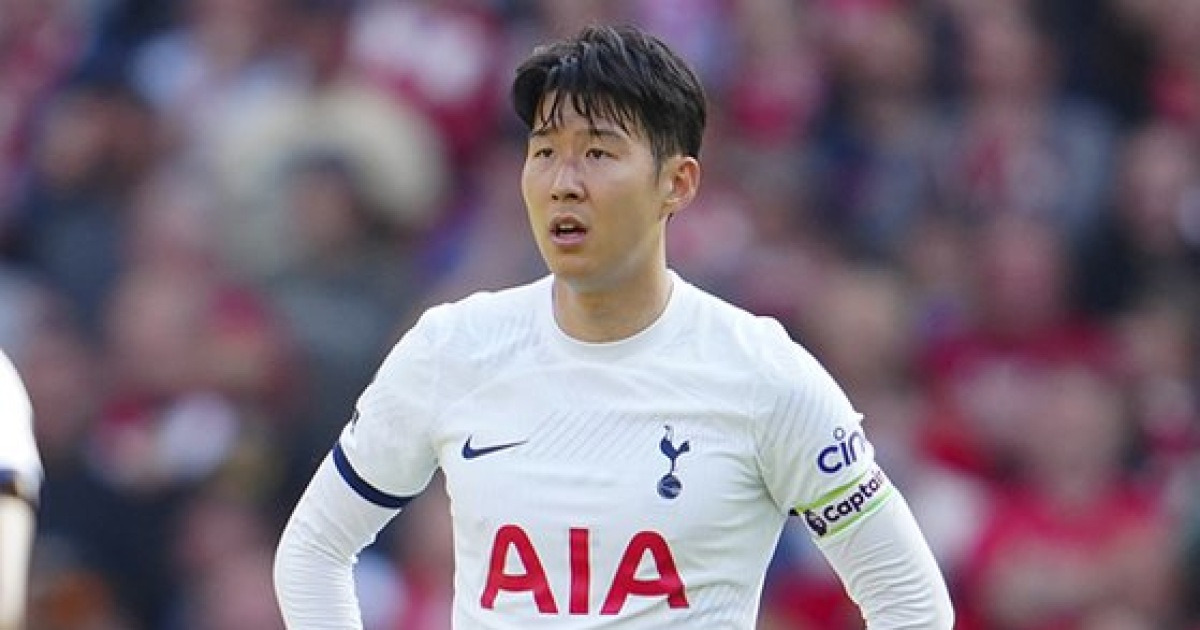 손흥민, EPL 300경기·120골에도 고개 푹 “실망스러워”