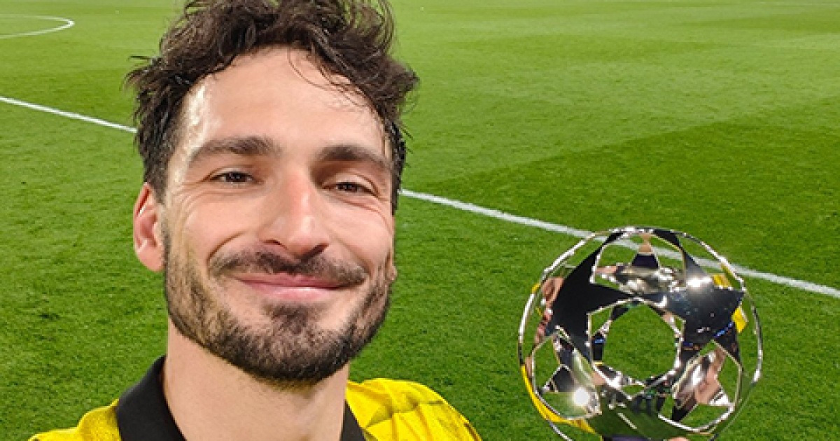 '클래스는 영원하다' BVB 레전드 훔멜스, '꿀벌 구단' 결승 이끈 선제골 '쾅' → 2G 연속 POTM 선정...11년 만에 우승 재도전