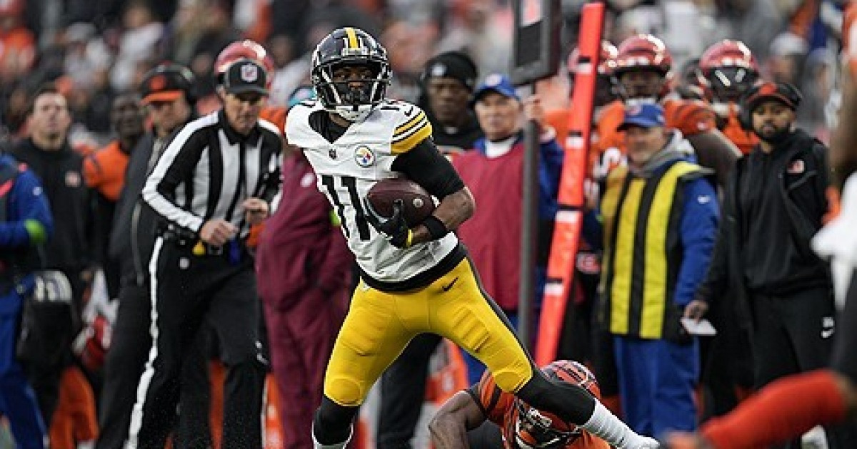 Giants Robinson Football