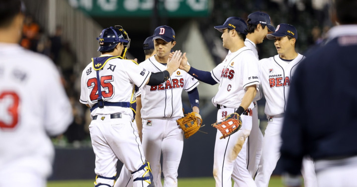 '강승호 4안타+김택연 KKK' 5강권 도약 보인다 두산, KT전 7-3 승리 '6연승 질주' [잠실에서mhn]