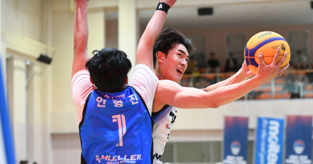 [JB포토] 2024 KBA 3x3 코리아투어 인제대회, 리그 남자부 한솔레미콘 정현석 '유연한 몸놀림'