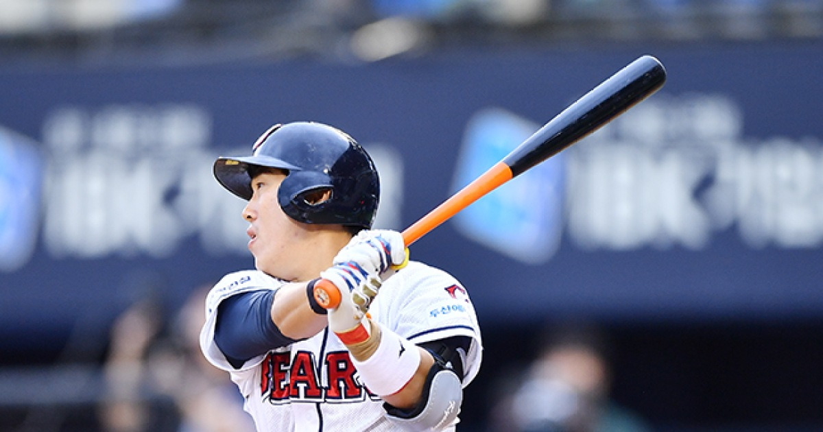 두산 허경민, 250 2루타 달성…KBO 통산 55번째