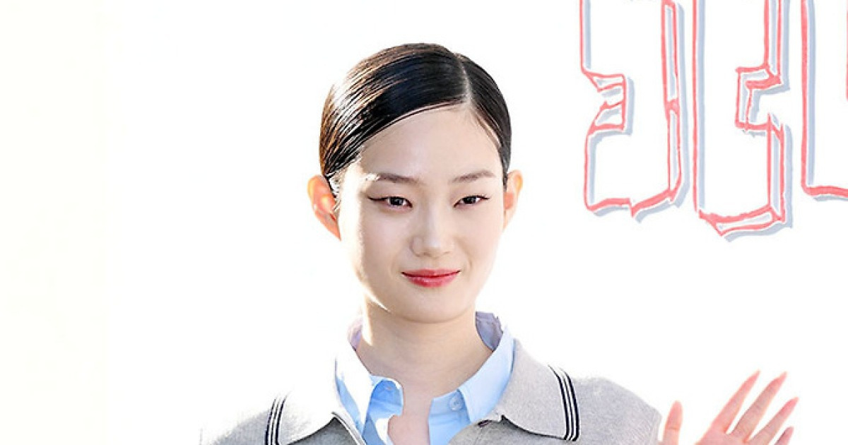 [mhn포토] 신현지 '패셔니스타의 레이어드'