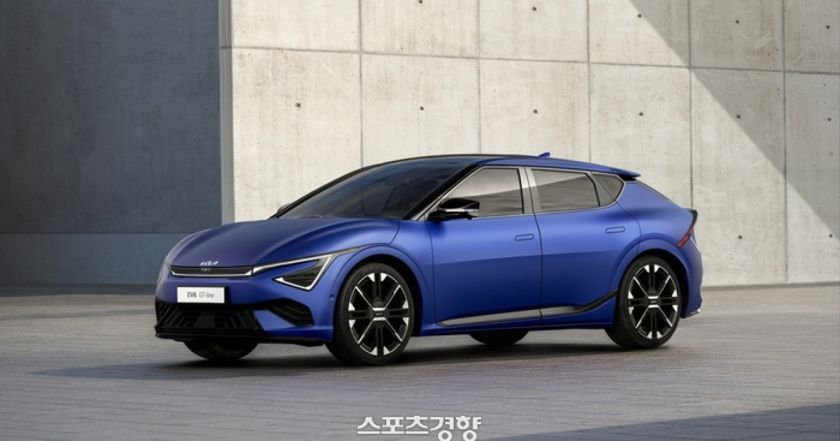 기아 ‘더 뉴 EV6’ 등장 1회 충전 거리 ‘494km로 증가’