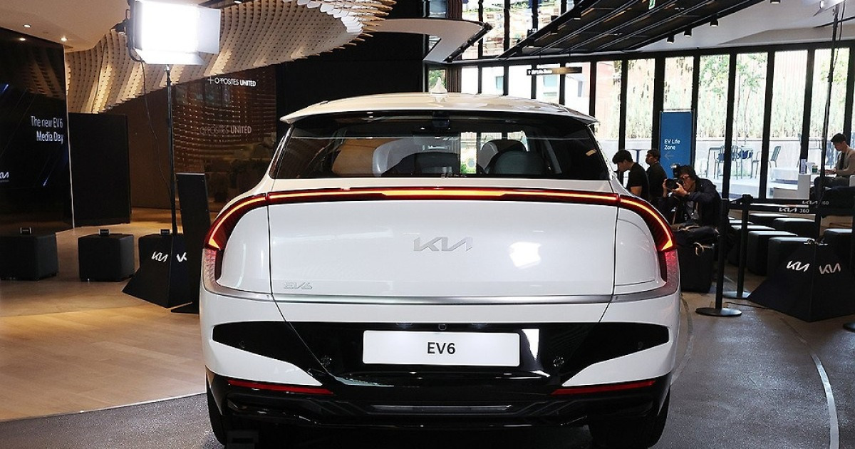 상품성 개선 모델 '더 뉴 EV6' 공개