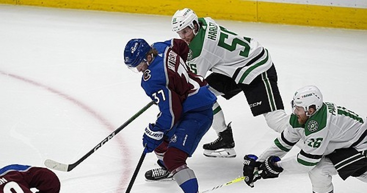 Stars Avalanche Hockey