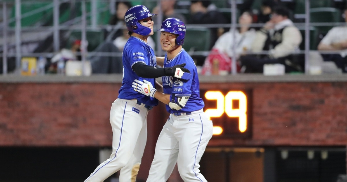 '이성규+김헌곤 홈런 쾅쾅' 삼성, 8·9회 빅이닝 폭발!→SSG 12-4 대파 [문학:스코어]