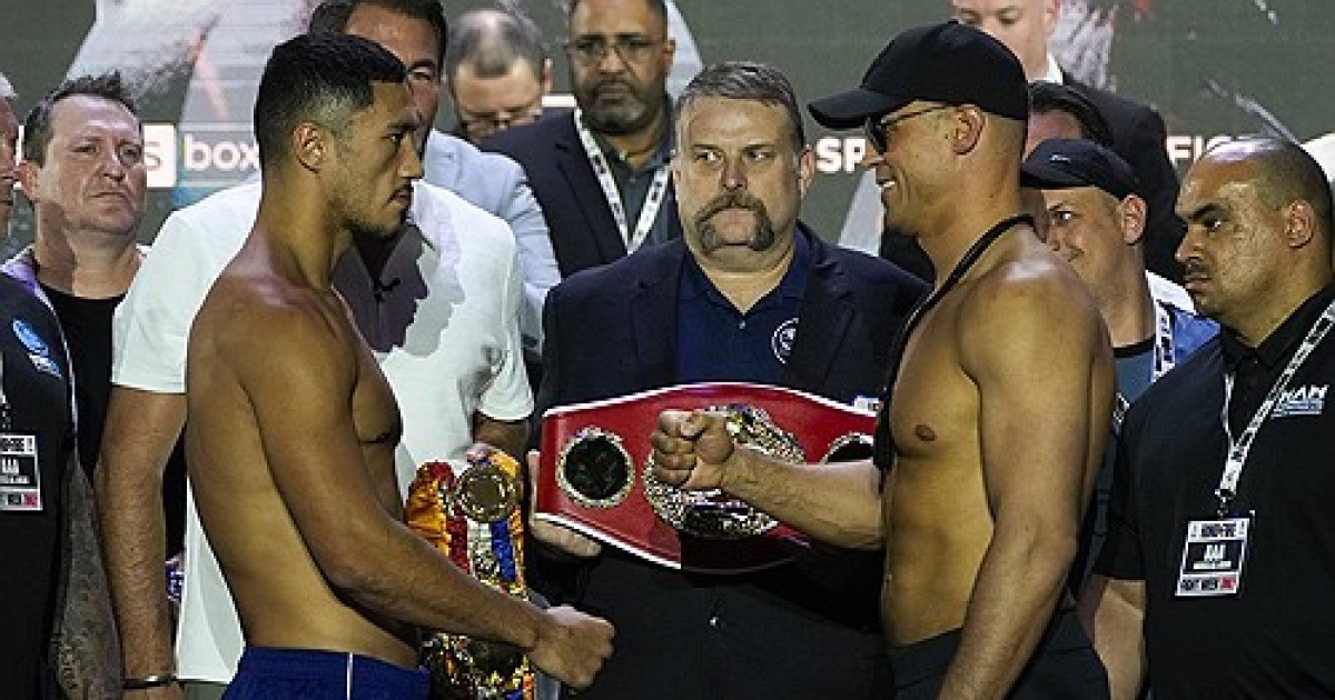 Saudi Arabia Boxing Briedis Opetaia