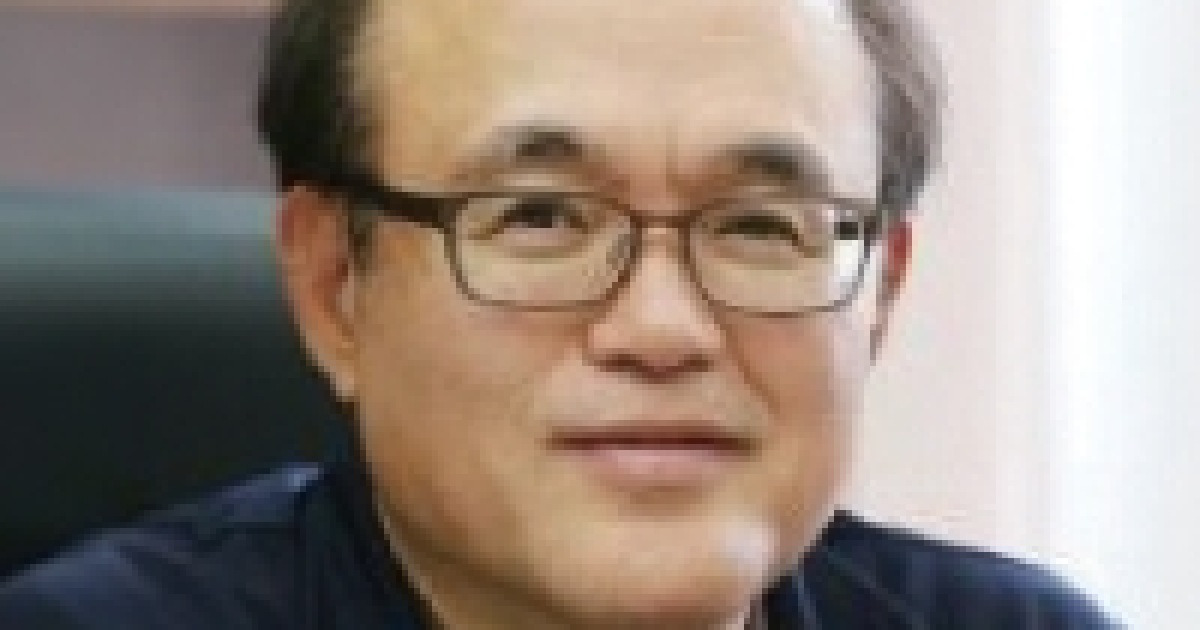 [에듀플러스]SW중심대학을 만나다⑮배두환 KAIST SW교육센터장 “SW 지식 실질적 활용 필요…학생의 해외 진출 창업 지원 프로그램 지원”