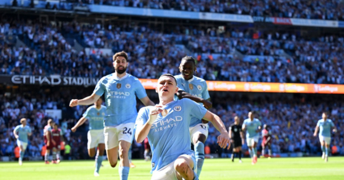 EPL 최초 4연패! '펩시티'가 해냈다!...포든 멀티골→웨스트햄 3-1 완파하며 '4시즌' 연속 우승, 아스널은 2시즌 연속 '2위'