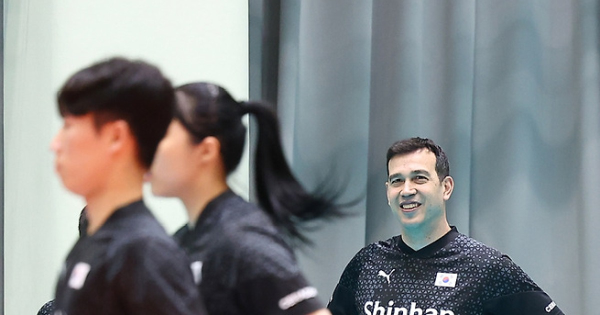 ‘강소휘 22점’ 한국 여자배구, VNL 30연패서 마침표···아시아 강호 태국 잡고 약 3년 만에 승리