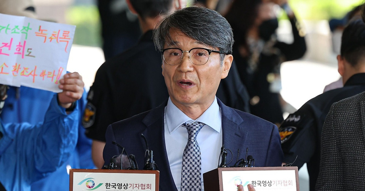 ‘김 여사 명품 백 최재영 목사 출국 정지 31일 2차 조사