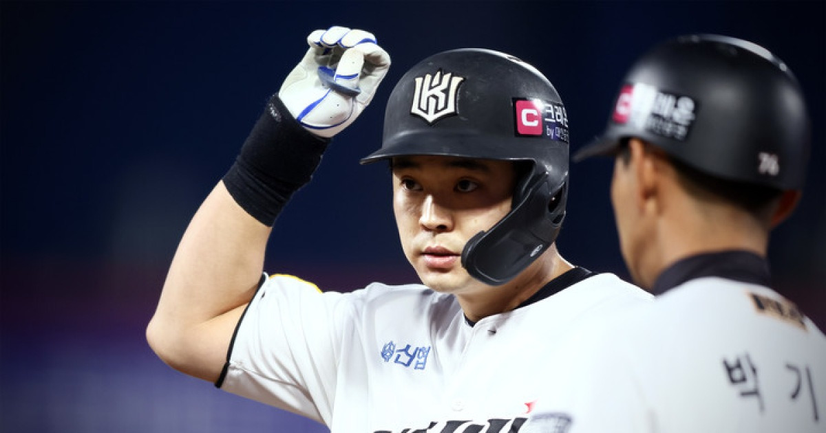 '문상철 끝내기 홈런' KT, 키움 꺾고 2연승 질주 [수원에서mhn]