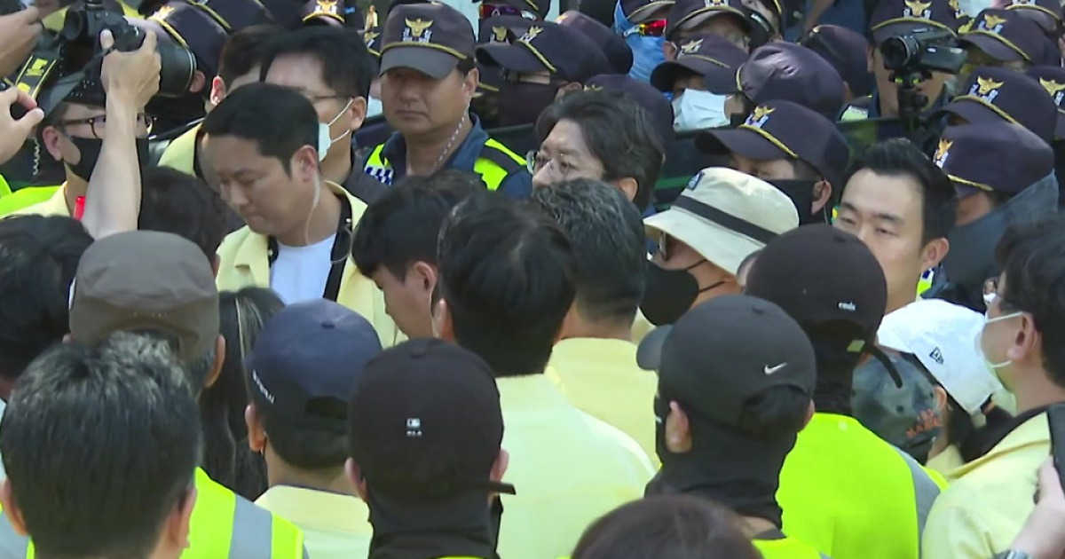 법원 "퀴어축제 막은 행정은 부당...대구시·홍준표 700만 원 배상"