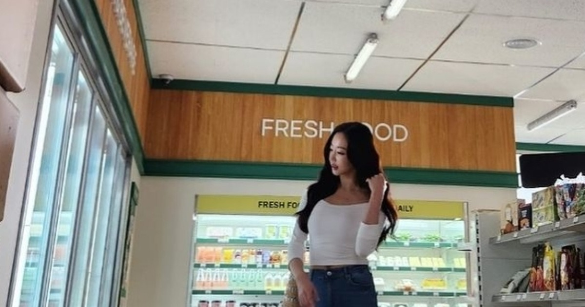 김사랑, 173cm·49kg 넘사벽 스펙 청바지 핏은 이런 것