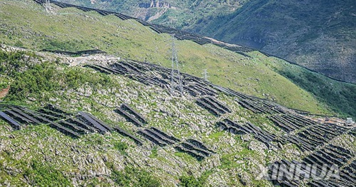 CHINA-GUIZHOU-GUANLING-PHOTOVOLTAIC BASE PROJECT-POWER UPLOADING (CN)