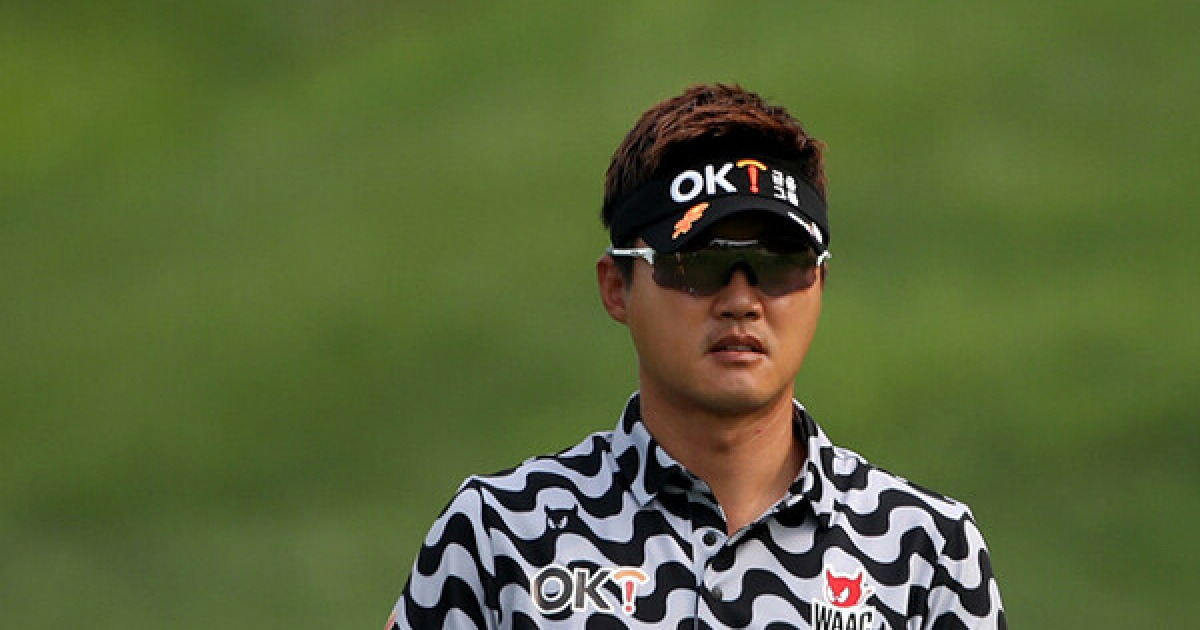 코스에서 넘어진 선두 이태희 "어떻게 경기했는지 모르겠다" [KPGA KB금융]