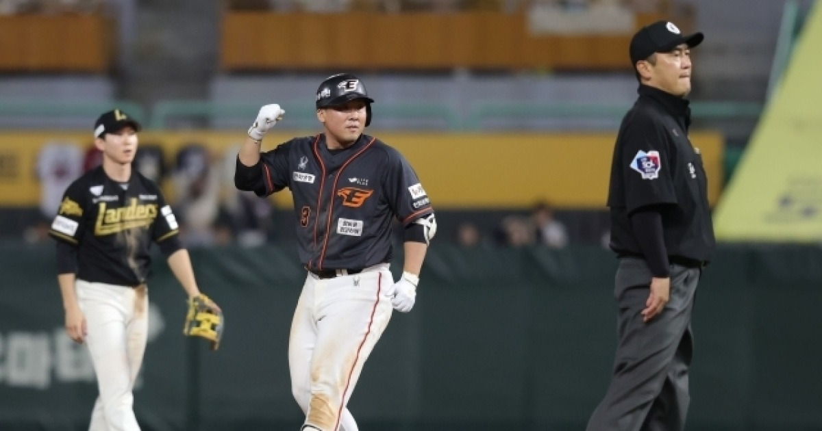 '작년과 다른 판정' SSG는 KBO에 설명 요청, 1루 주자 안치홍은 어떻게 바라봤을까 [MD인천]