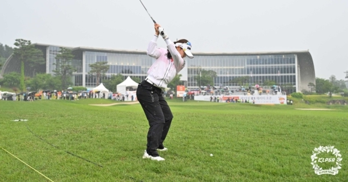 배소현 153전 154기, E1채리티오픈서 생애 첫 우승, 2위와 3타 차