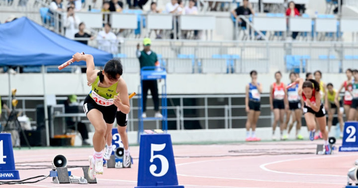 소년체전 육상 여자중학교부 1600m 결승