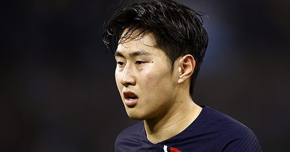 이강인이 어떻게 자리 잡았는데 '날벼락' 소식이…'트레블 MF' PSG에 온다