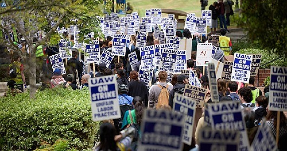 USA UCLA UAW 4811 STRIKE