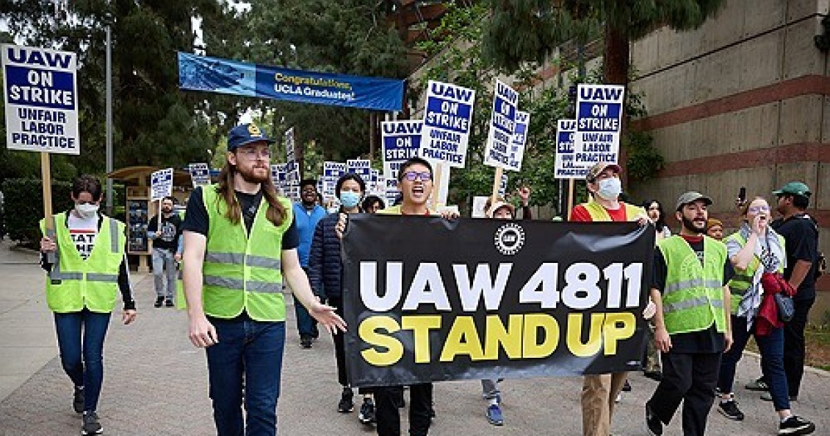 USA UCLA UAW 4811 STRIKE