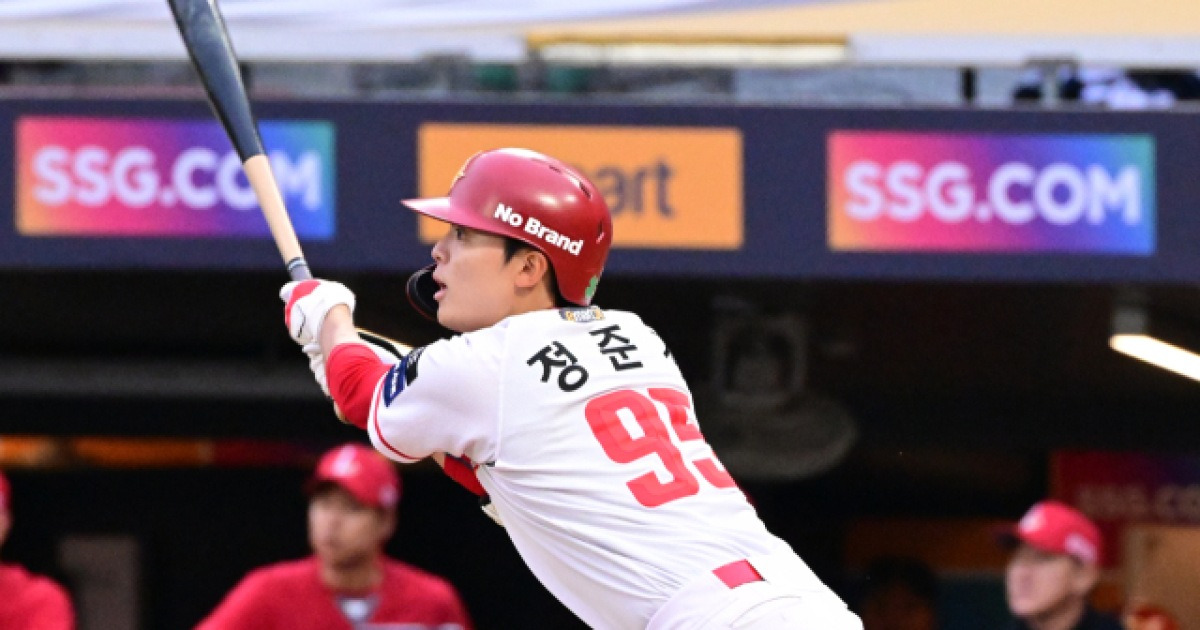 [MD포토] SSG 정준재 '야수 정면이네'