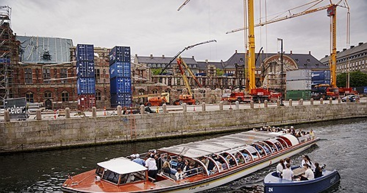 DENMARK FIRE STOCK EXCHANGE AFTERMATH