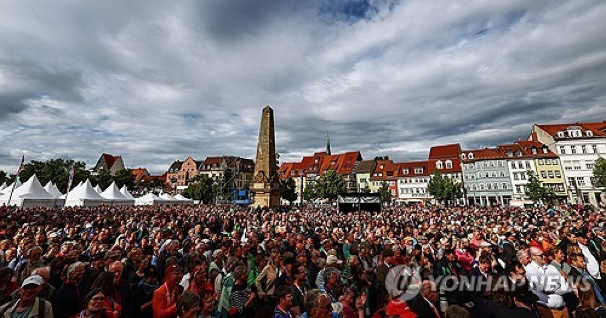 GERMANY RELIGION CATHOLIC DAYS