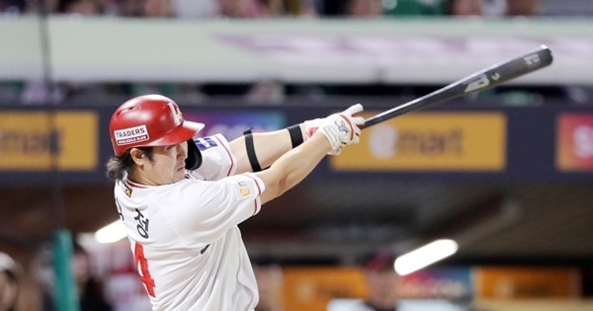 통산 472홈런 ‘쾅’ 최정, 1500타점에도 ‘-4’…덕분에 SSG 8연패도 끊었다