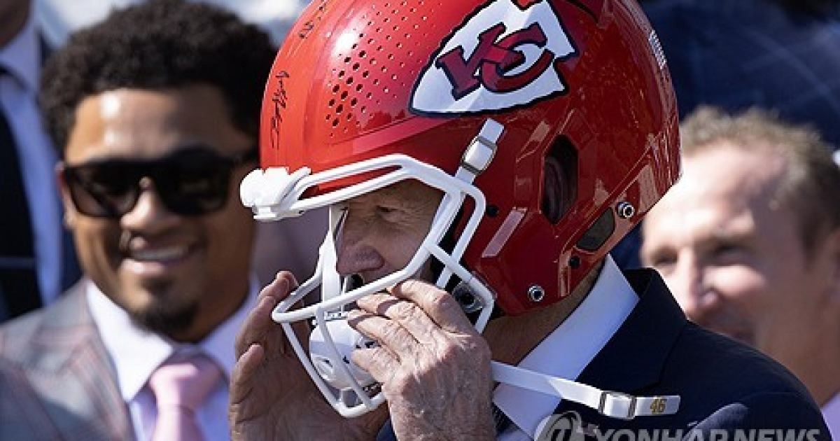 USA WHITE HOUSE BIDEN NFL FOOTBALL CHIEFS
