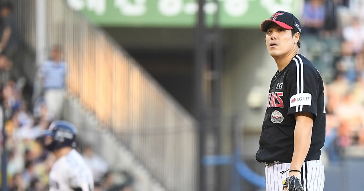 "그동안 해준 게 많다"…아찔했던 3실점, 사령탑은 잊지 않은 39세 베테랑 '5월 13G ERA 0' 공로