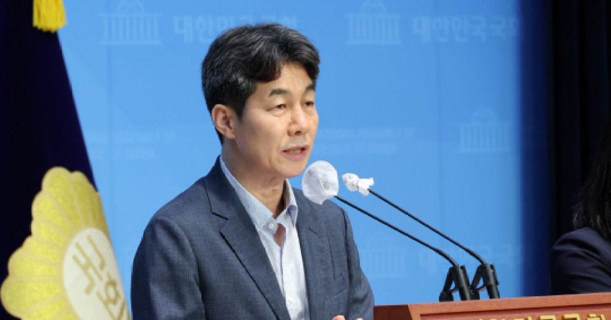 김정숙 여사 여권 관계자 법적 조치키로…“인도 방문 공세 명예훼손”