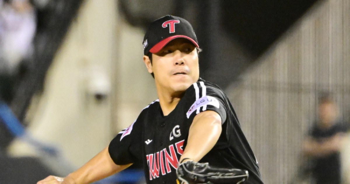 'ERA 제로' 김진성-'4승' 곽빈-'36안타' 박찬호-'타율 0.366' 윤동희, KBO 5월 월간 MVP 후보 발표