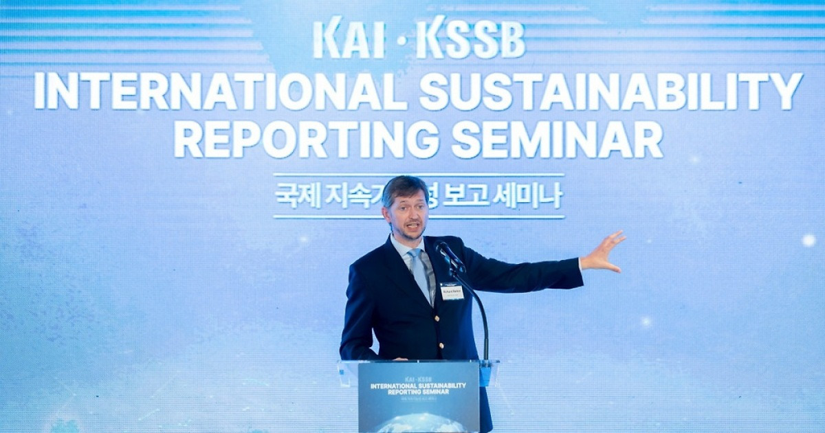 ESG 공시, 표준화 잰걸음…ISSB, ESRS·GRI와 기준 호환