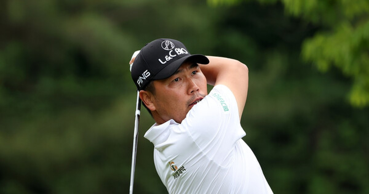 '개인 최저타' 이대한, 'KPGA 선수권대회' 1R 전가람과 8언더파 공동 선두..."이번에 일 한번 내겠다"