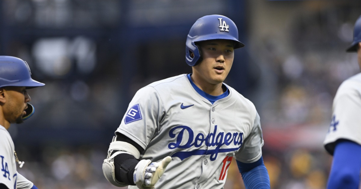 ‘웰컴 투 MLB’ 161.1㎞ 강속구를 홈런으로···‘괴물 신인 투수’ 상대로 쓴 맛 제대로 보여준 오타니, 그런데 다저스는 6-10 완패