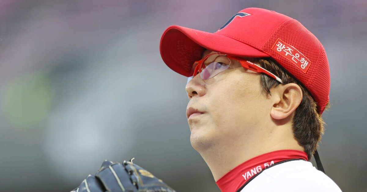 양현종 전설의 길 걷는다… KBO 역대 두 번째 2000탈삼진 대기록 달성, 송진우 기록 경신 보인다