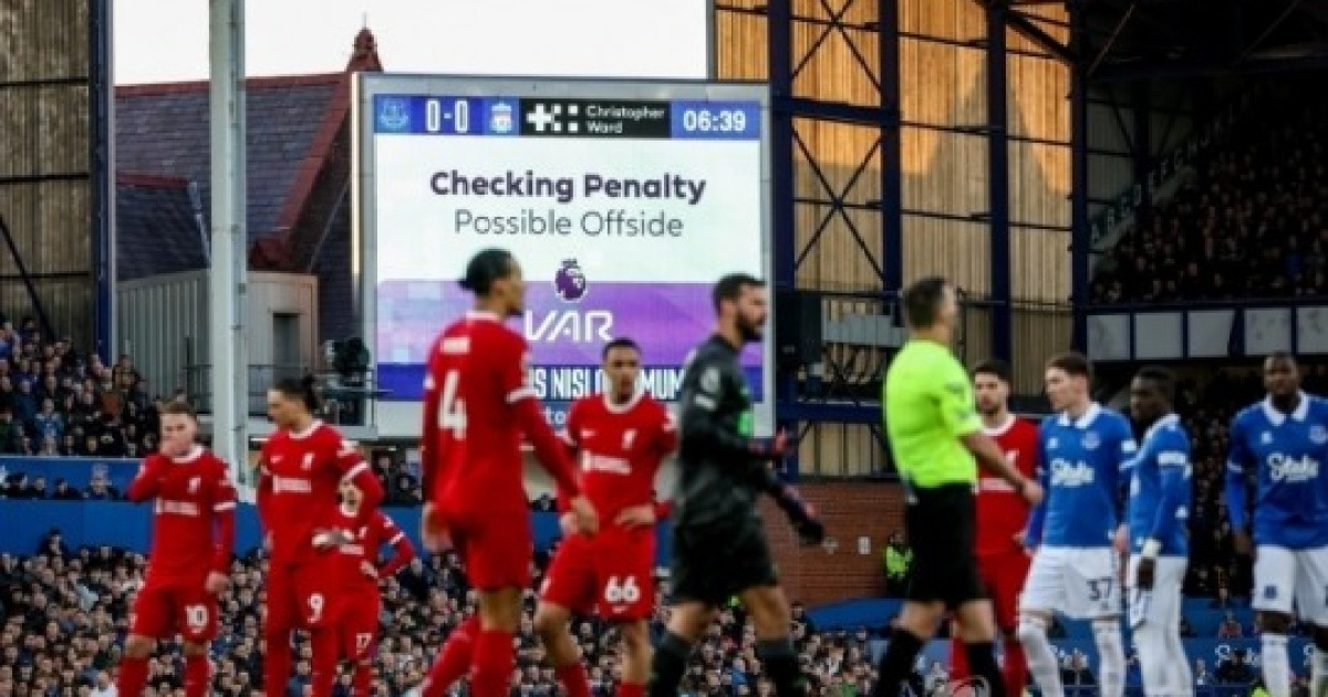 울버햄프턴 'VAR 폐지' 안건 기각, EPL 20개 구단중 VAR 유지 19구단 찬성