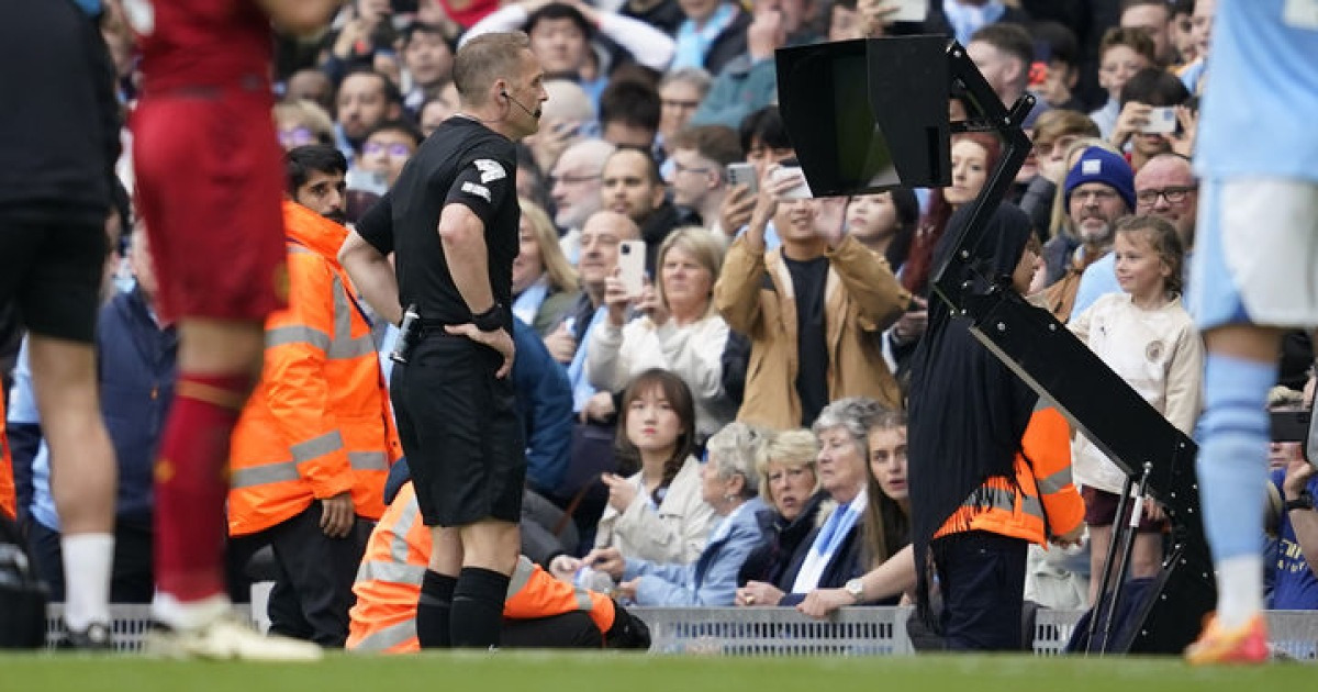 英 프로축구, VAR 유지 결정…EPL 20개 구단 중 찬성 19표