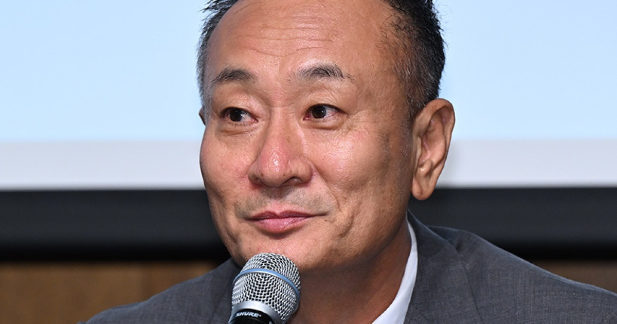 INB100 김동준 대표, 기자회견 앞두고 인사말 [포토엔HD]