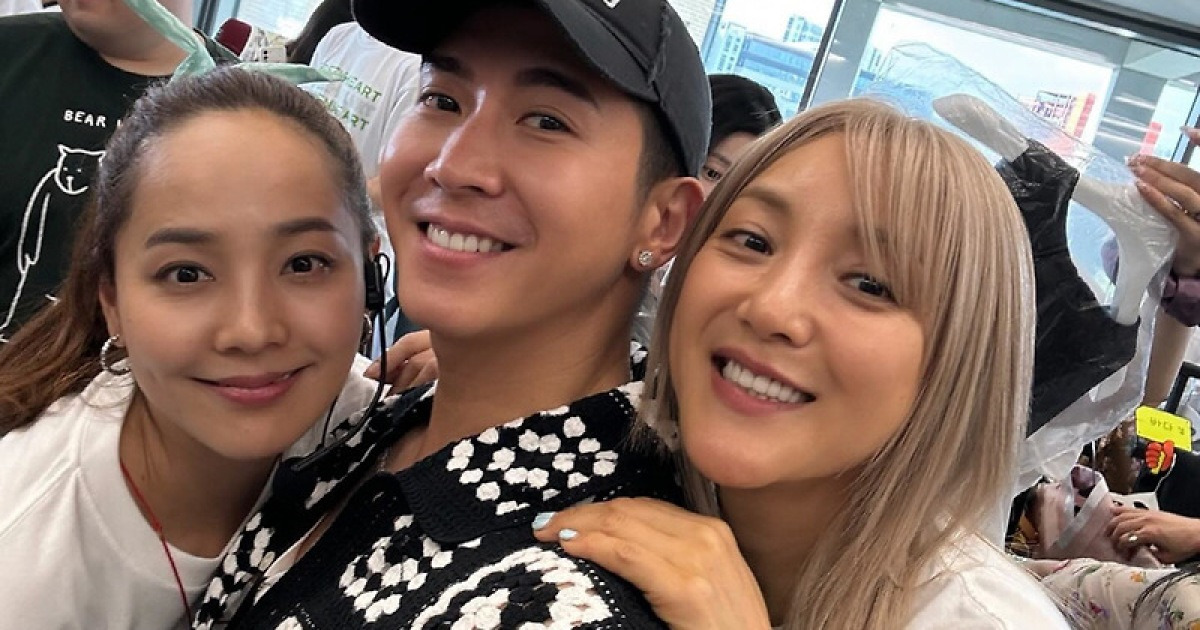 [SCin스타] 다시 뭉친 SM타운! 바다X유진X브라이언 한 자리에! "천사 친구들, 감동"