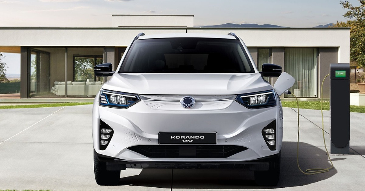 기아 EV3·코란도 EV… 3000만원대 전기차 가라앉은 시장 살릴까