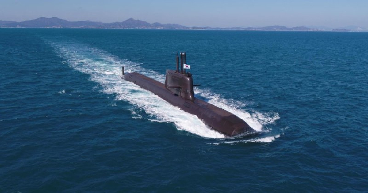 "적은 타격 후에 느낀다" SLBM 갖춘 3000t급 잠수함, 안무함 훈련