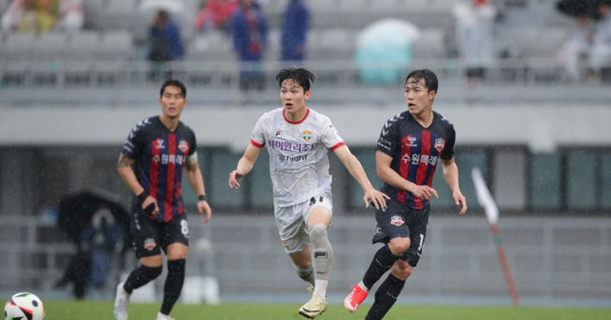 ‘선두권 진입을 노리는 두 팀’ 강원 vs 수원FC... K리그1 17R 킥오프, 관전 포인트는?