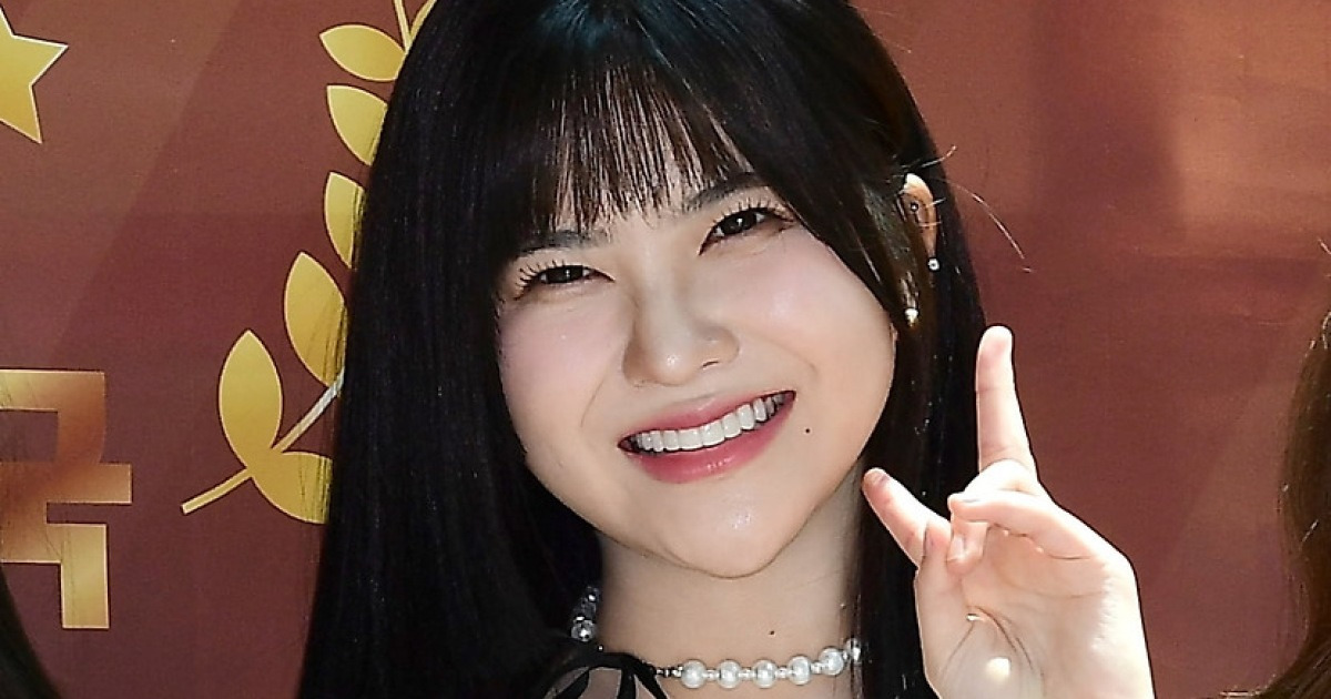 [ten포토]버스터즈 타카라 앙증맞은 브이