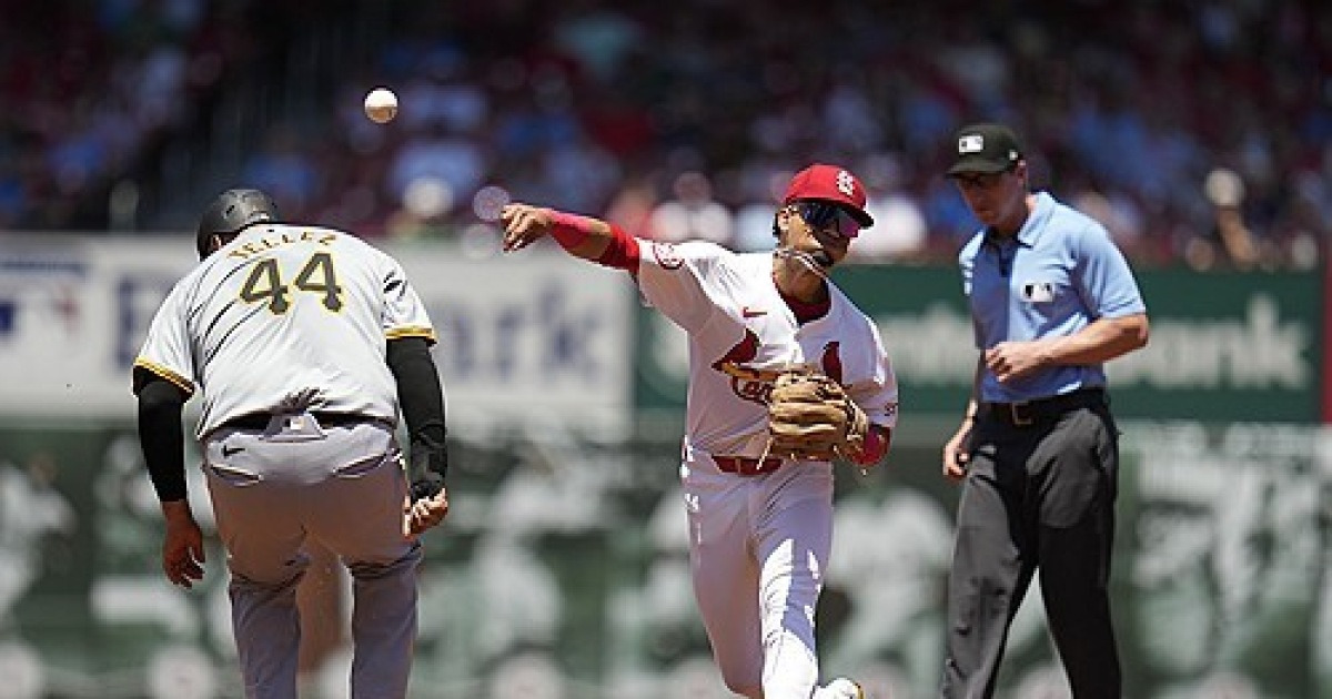 Pirates Cardinals Baseball