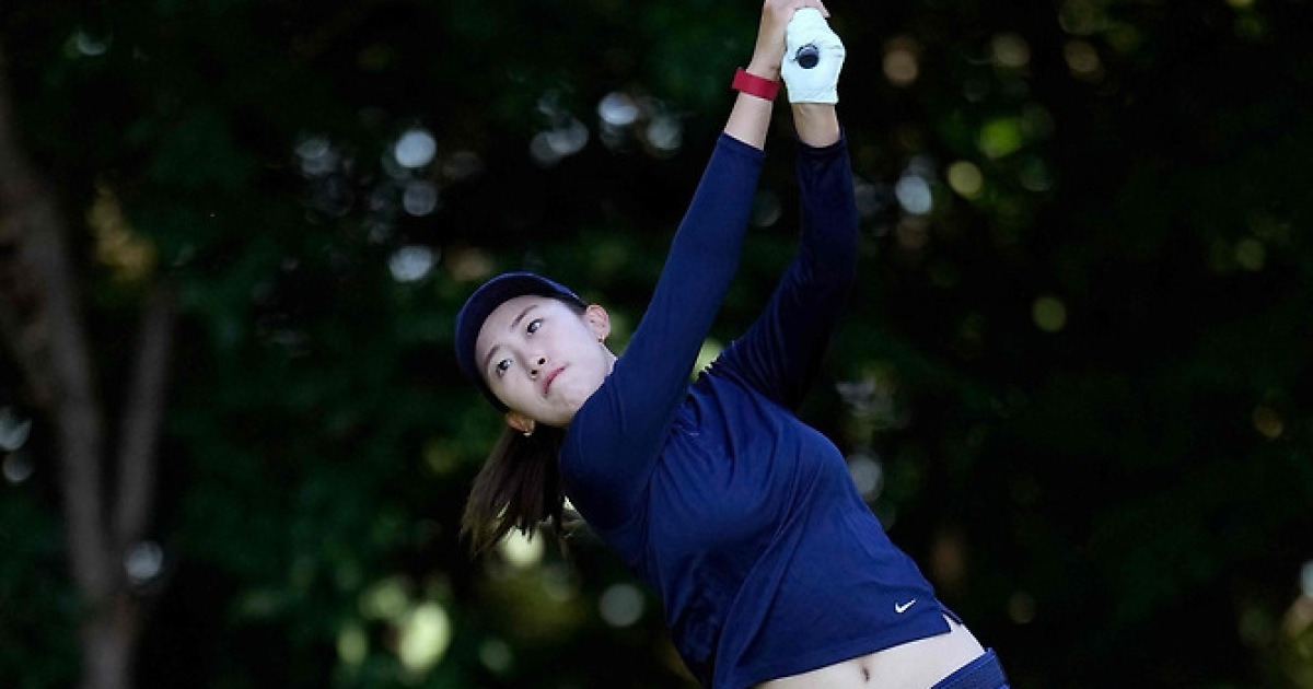 [포토]마이어 LPGA 2R 출전 中 인샤오웬 배꼽샷